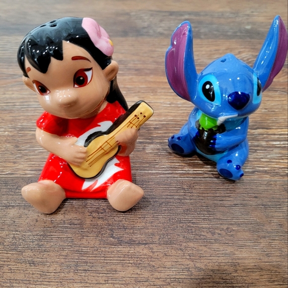 Disney | Kitchen | Lilo And Stitch Salt And Pepper Shakers | Poshmark